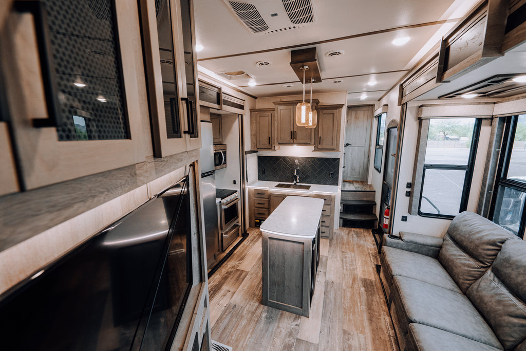 Current Giveaway – Enthuzst