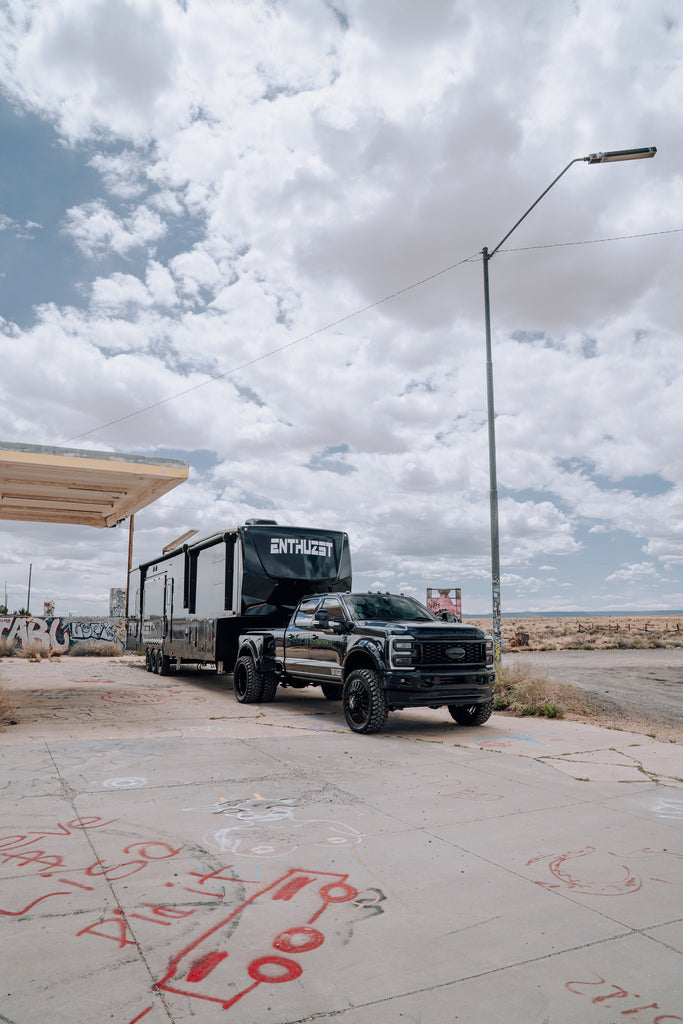 Current Giveaway – Enthuzst